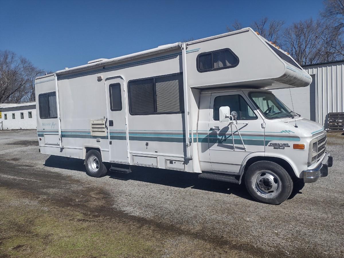 1996 Chevy 350 Majestic Flyer RV with Less Than 38,000 Original Miles ...