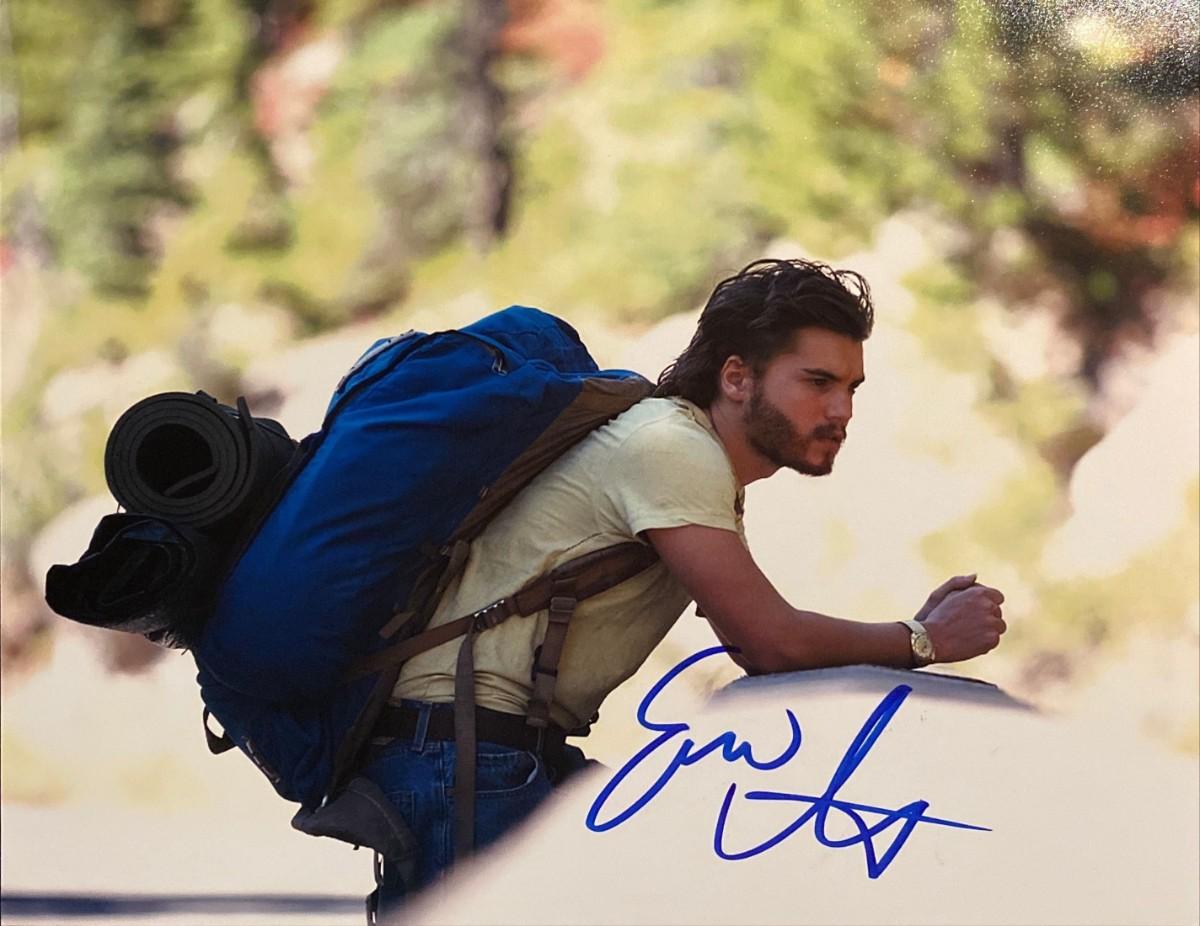 Into the Wild Emile Hirsch signed movie photo | EstateSales.org