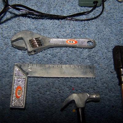 LOT 53 FAB 1969 IDEAL POWER MITES TOOLS KID TOYS | EstateSales.org