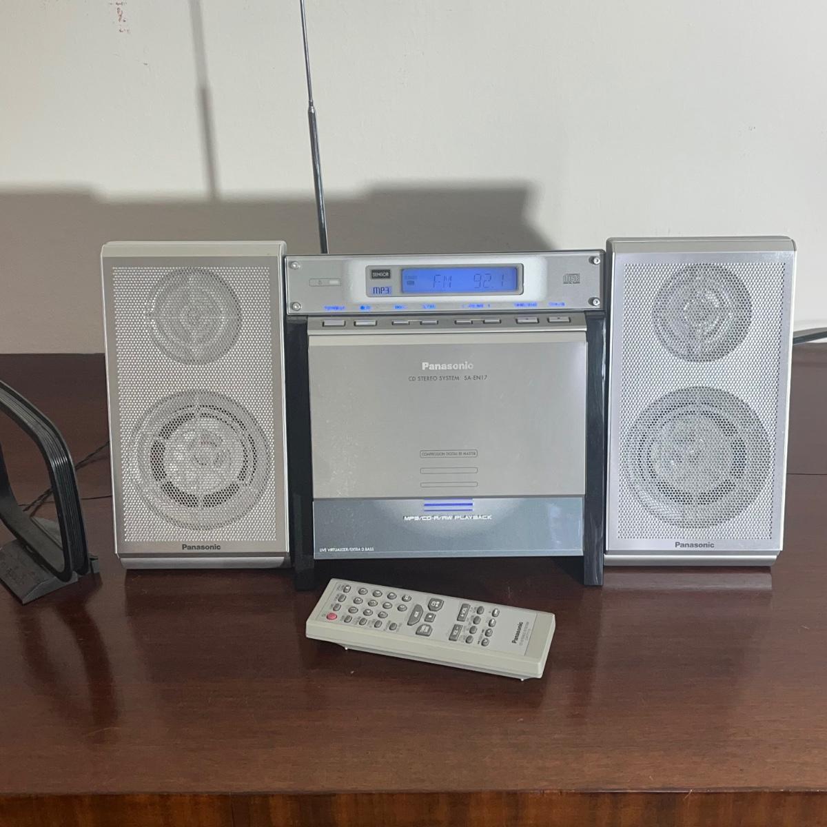 LOT 288X: Panasonic CD Shelf Stereo System - SA-EN17 | EstateSales.org