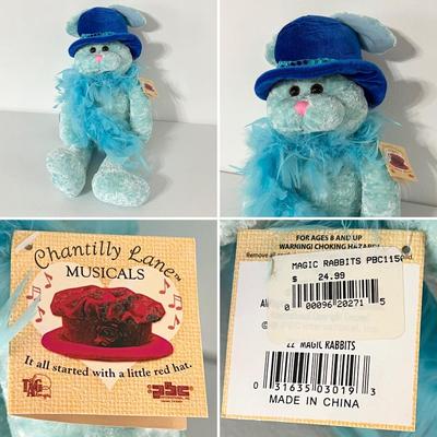 CHANTILLY LANE ~ Set Of Ten (10) Musical Bears | EstateSales.org