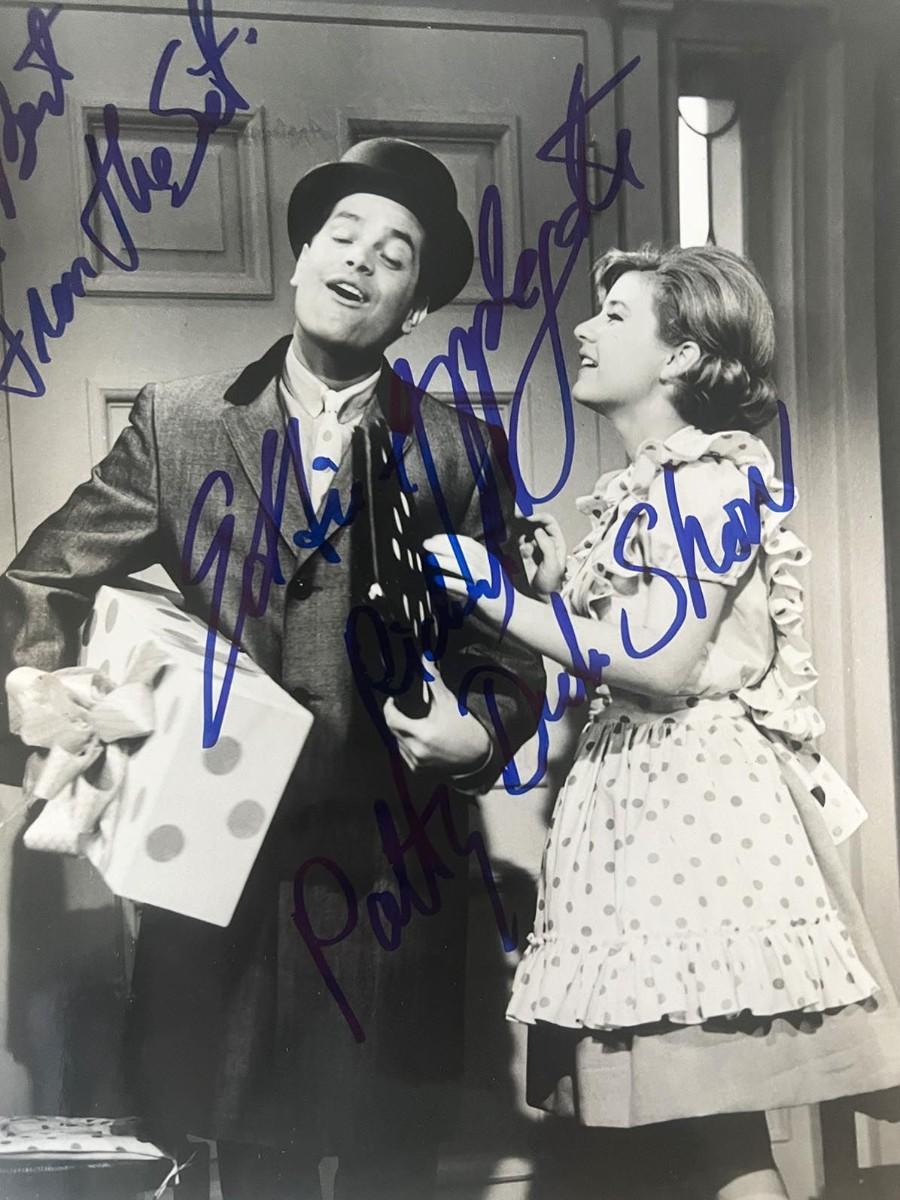 The Patty Duke Show Eddie Applegate signed photo | EstateSales.org