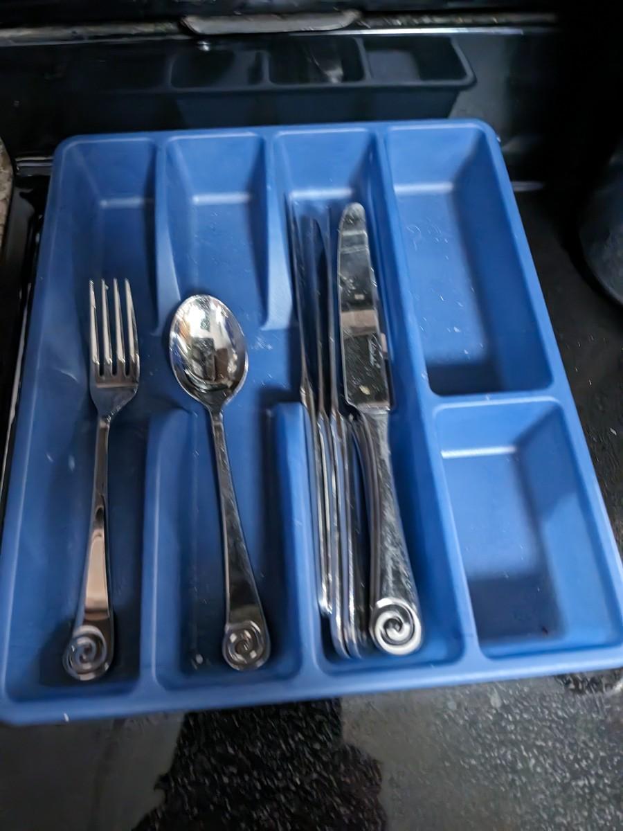 Silverware Tray and Misc. Silverware | EstateSales.org