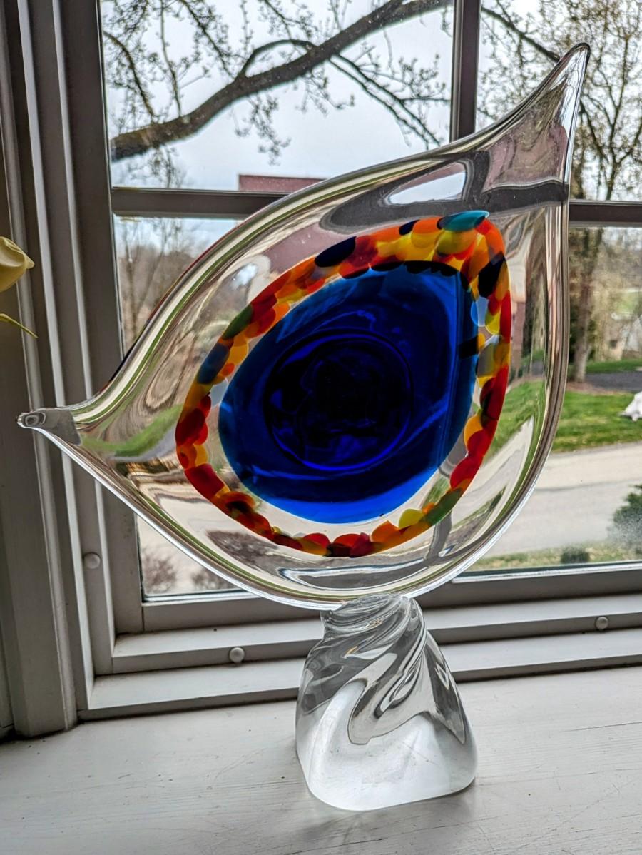 Blown Glass Sculpture Artist Unknown Stunning Eye/Fish/? On Blown glass ...