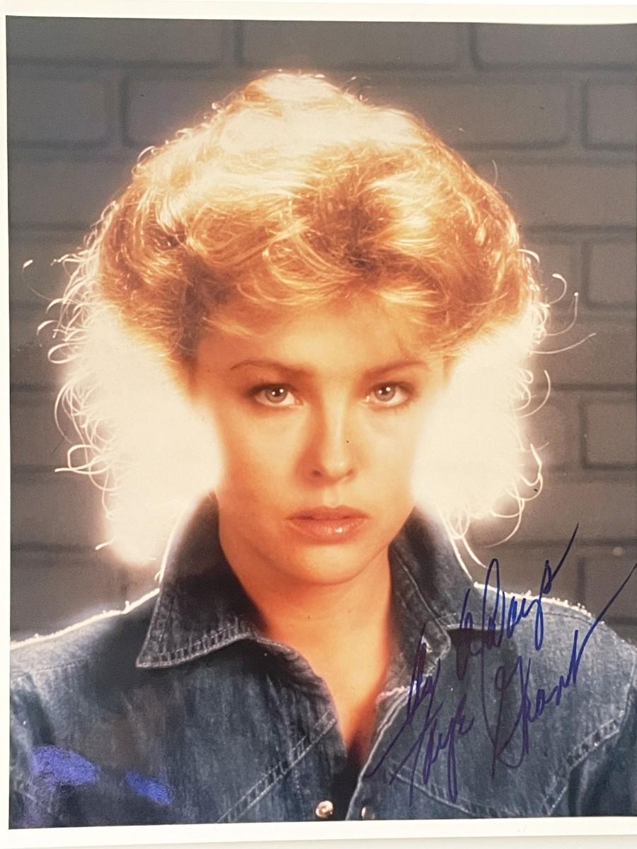 Faye Grant signed photo | EstateSales.org