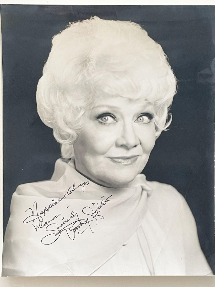 Blondie Penny Singleton signed photo | EstateSales.org