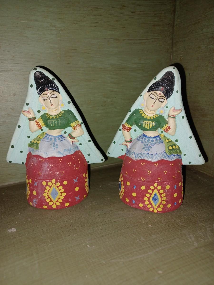 2 Indian Dancing lady figurines | EstateSales.org