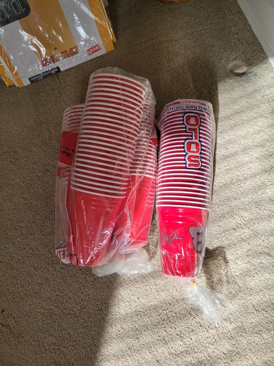 red solo cup lot (dale earnhardt) | EstateSales.org