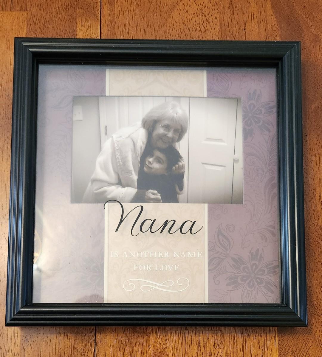 Nana Picture Frame 9 X 9 | EstateSales.org