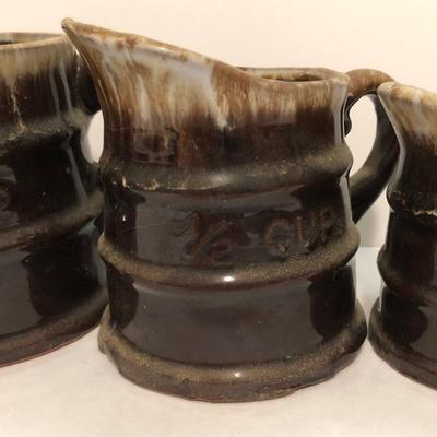 LOT 58U: Vintage Hull USA Green Pottery Pitcher w/ Matching Plate (A50 ...