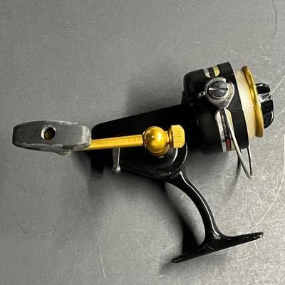LOT 84B: Penn 712Z Fishing Reel | EstateSales.org