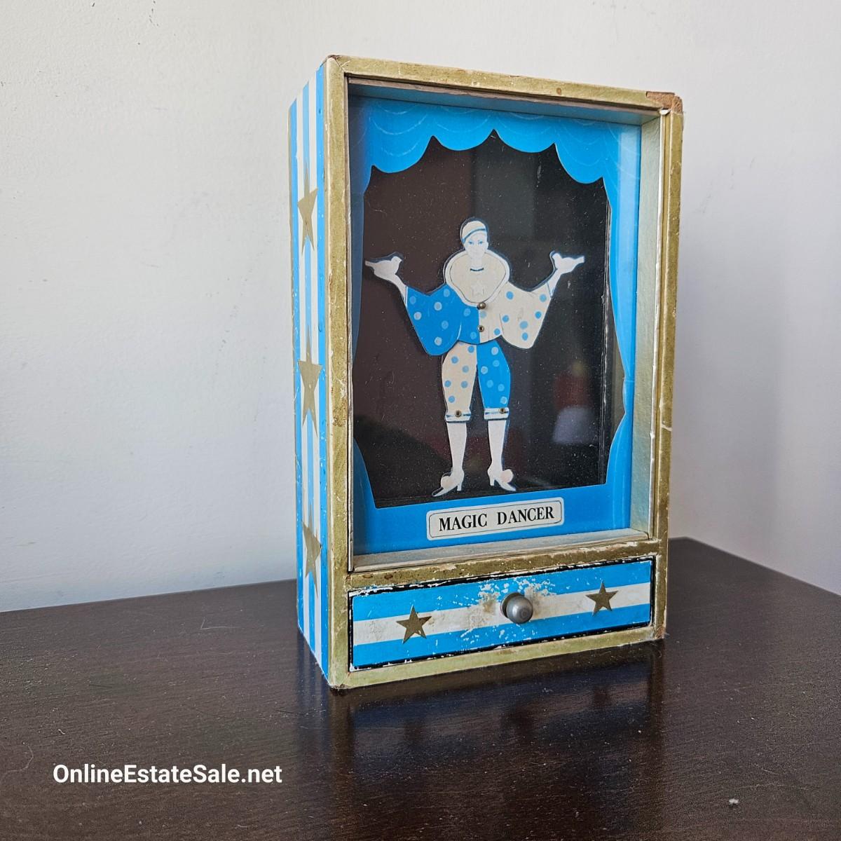 MAGIC DANCER BOX | EstateSales.org