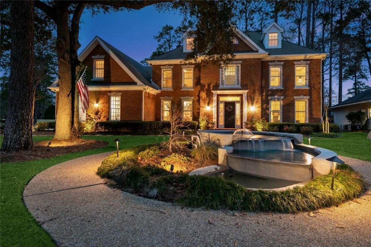 Beau Chene Moving Sale | EstateSales.org