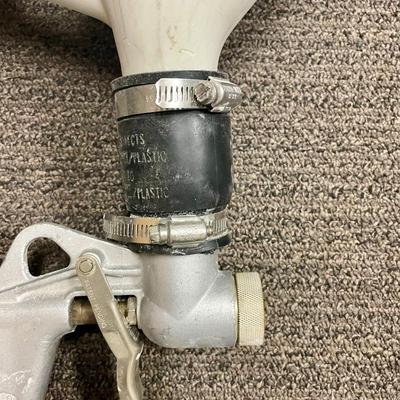 Spraying Mantis Drywall Texture Hopper Gun | EstateSales.org