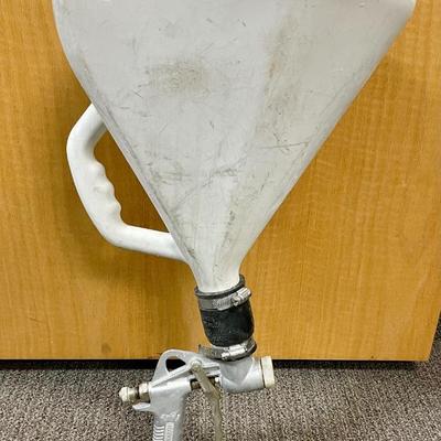 Spraying Mantis Drywall Texture Hopper Gun | EstateSales.org