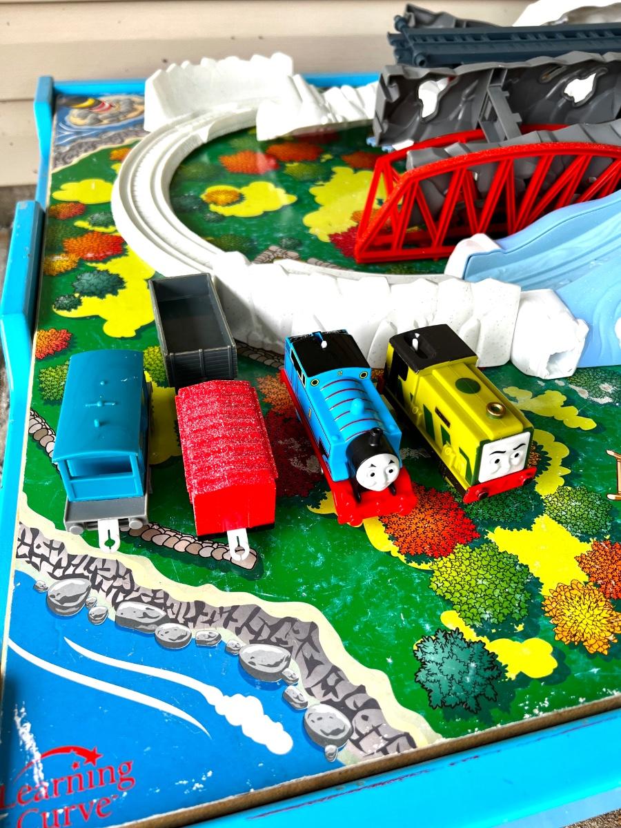 Thomas the Train Bundle - Wooden Railway Table - Icy Rails Adventure ...