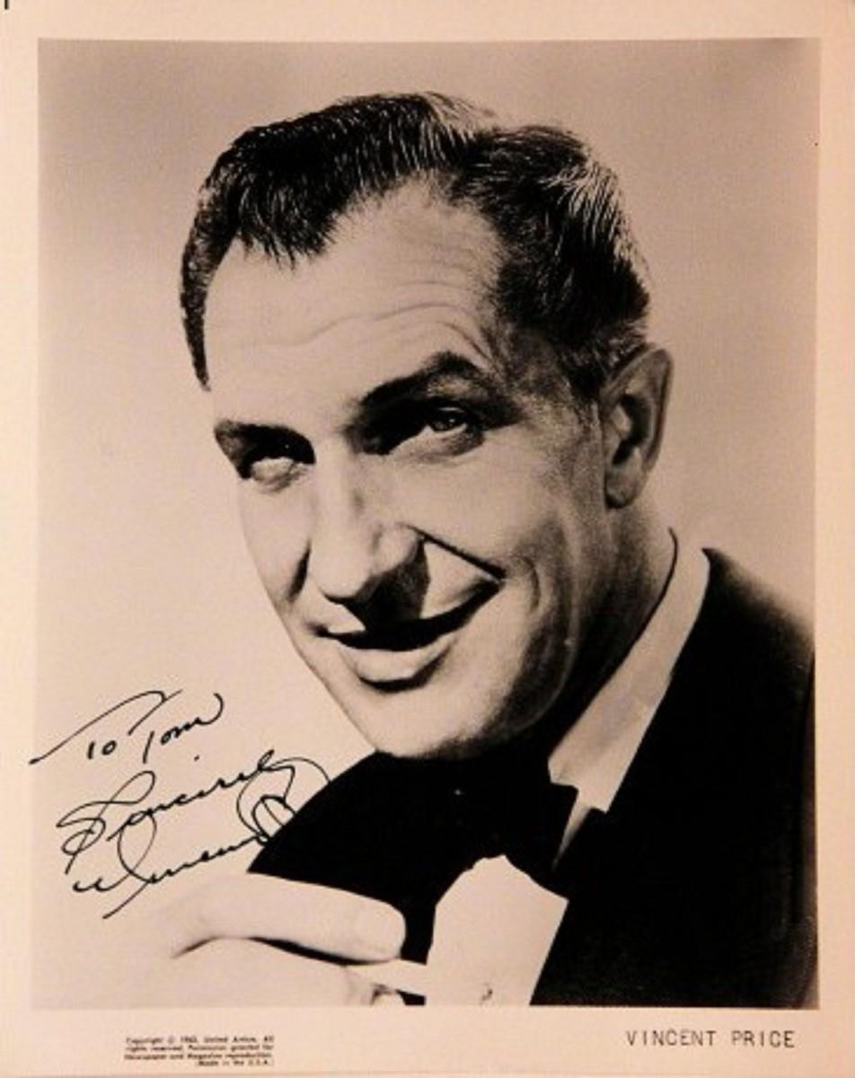 Vincent Price signed portrait photo | EstateSales.org