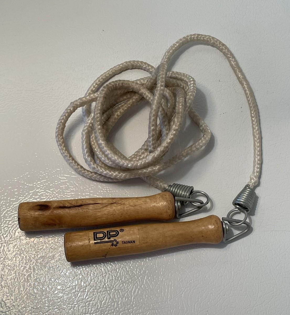 1980s DP Fit for Life Jump Rope | EstateSales.org