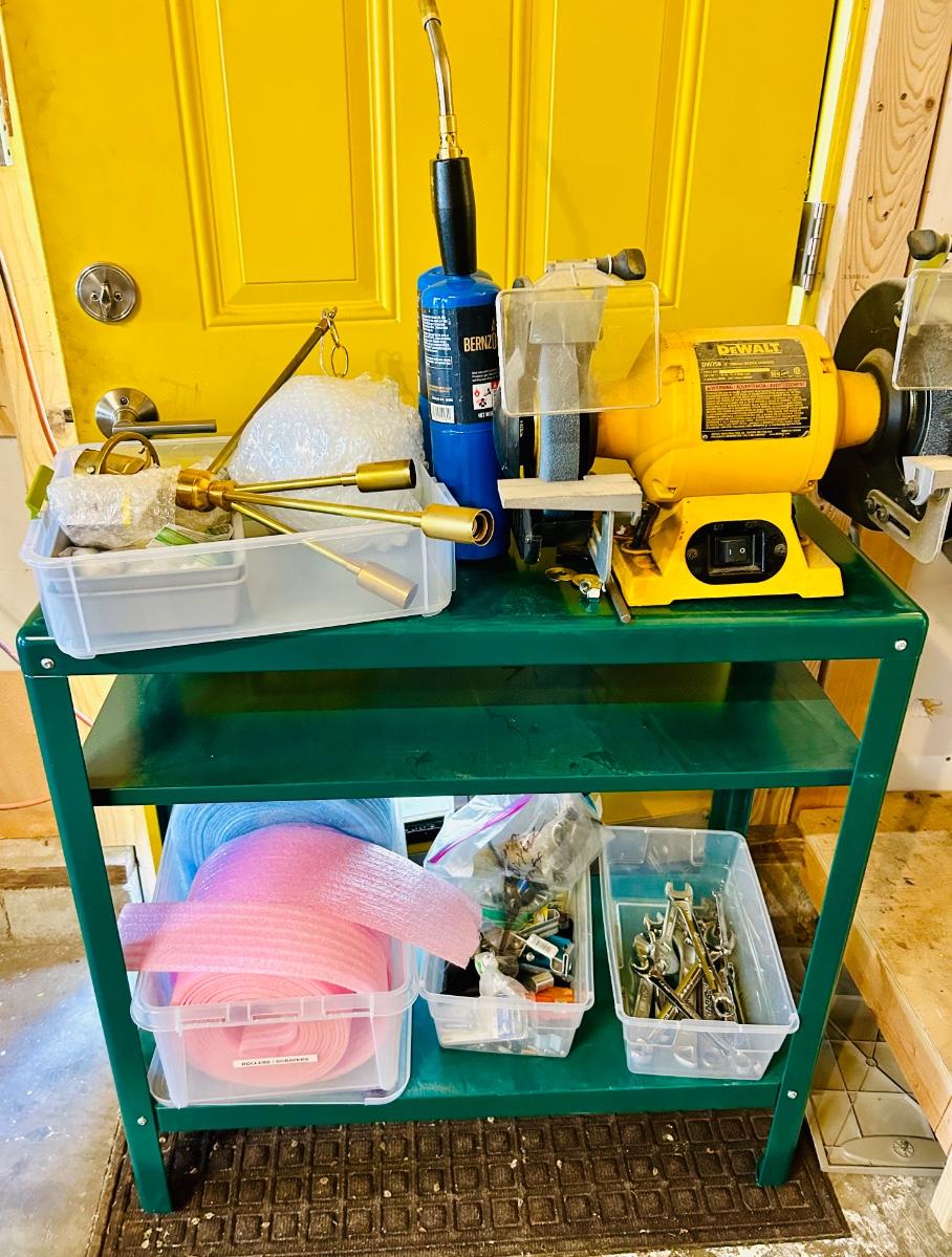 Grinder Cart Lot | EstateSales.org