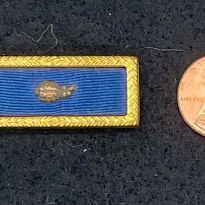 Vintage US Army Presidential Unit Citation Ribbon Device | EstateSales.org