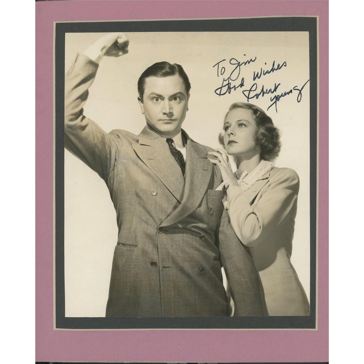 Robert Young signed photo | EstateSales.org