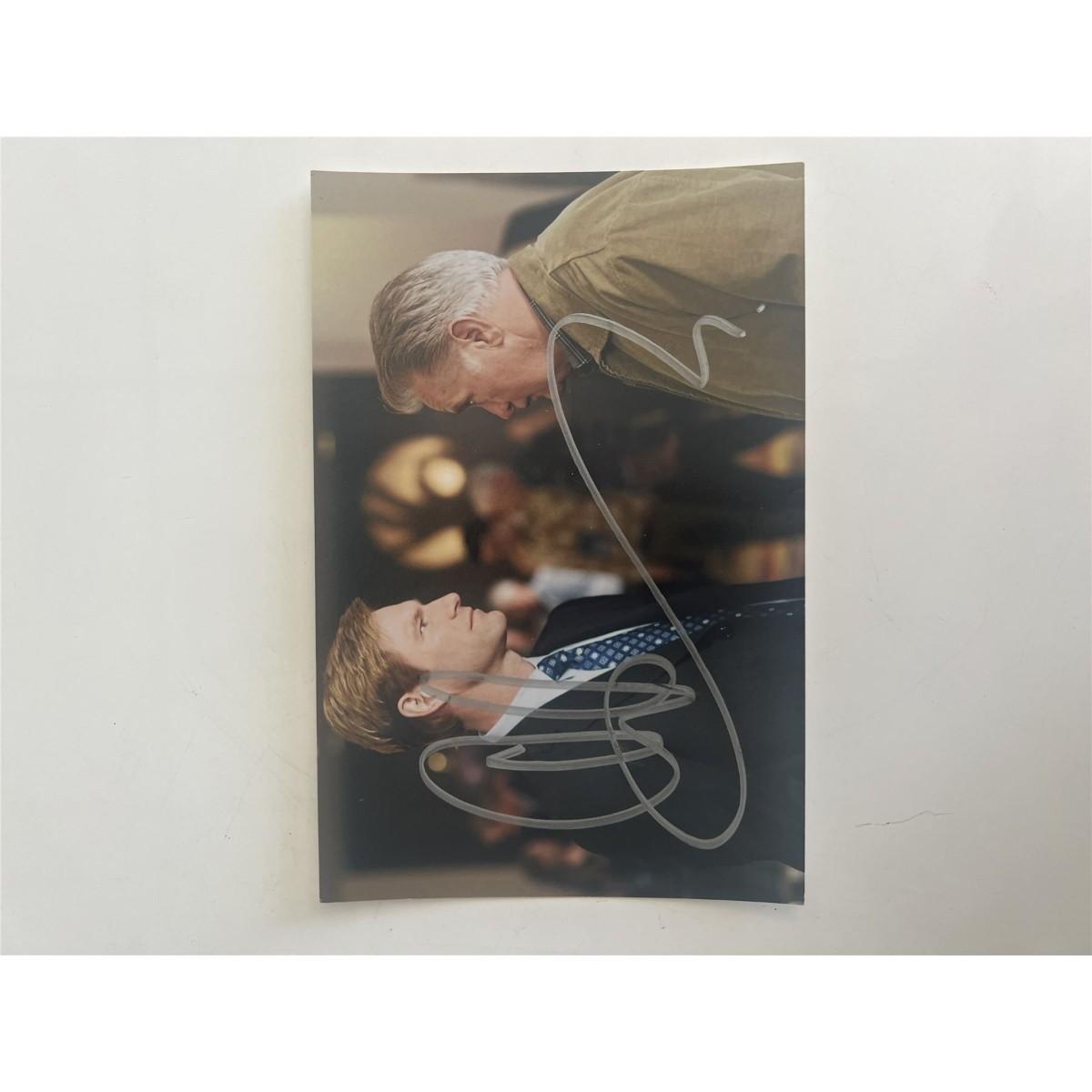West Wing Aaron Eckhart signed photo | EstateSales.org