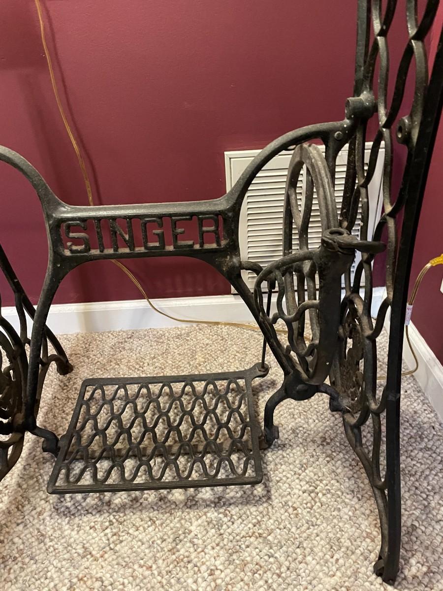 Repurposed Singer Treadle Glass Top Table | EstateSales.org