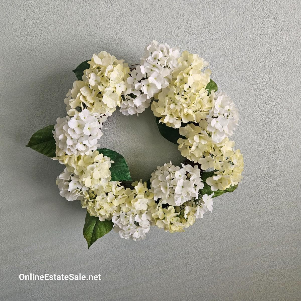 FLORAL REEF | EstateSales.org