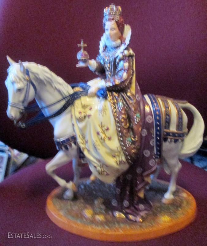 Queen Elizabeth The Noble Collection Bella Bisque Porcelain OMG ...