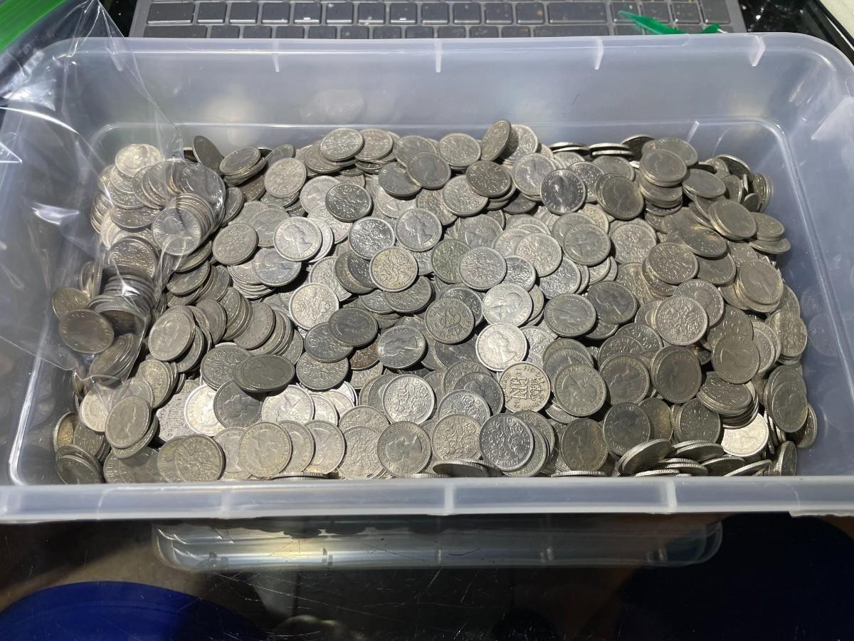 Lot of 70 Great Britain 6-Pence Circulated Condition Silver Coins Dated ...