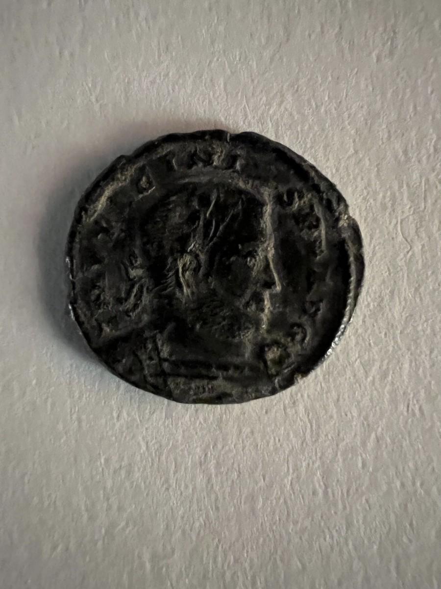Bronze Roman coin circa 370 AD. 1 inch | EstateSales.org