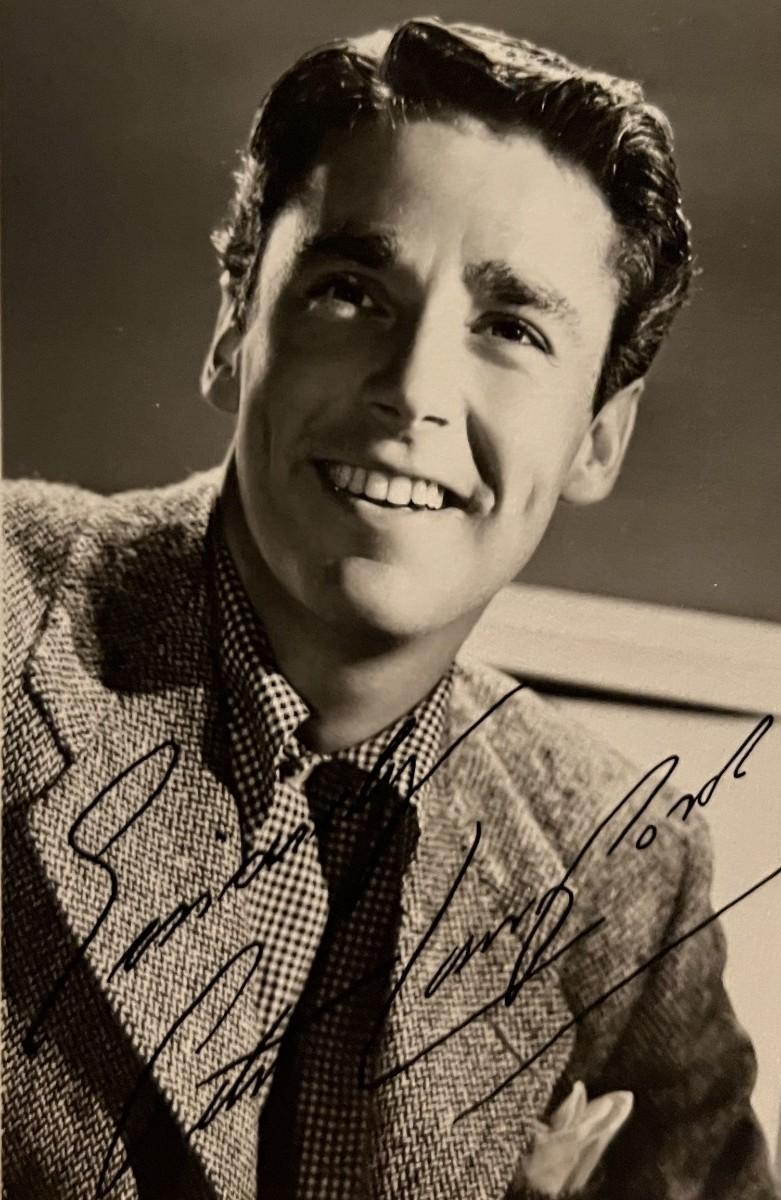 Peter Lawford facsimile signed photo. 3x5 inches | EstateSales.org