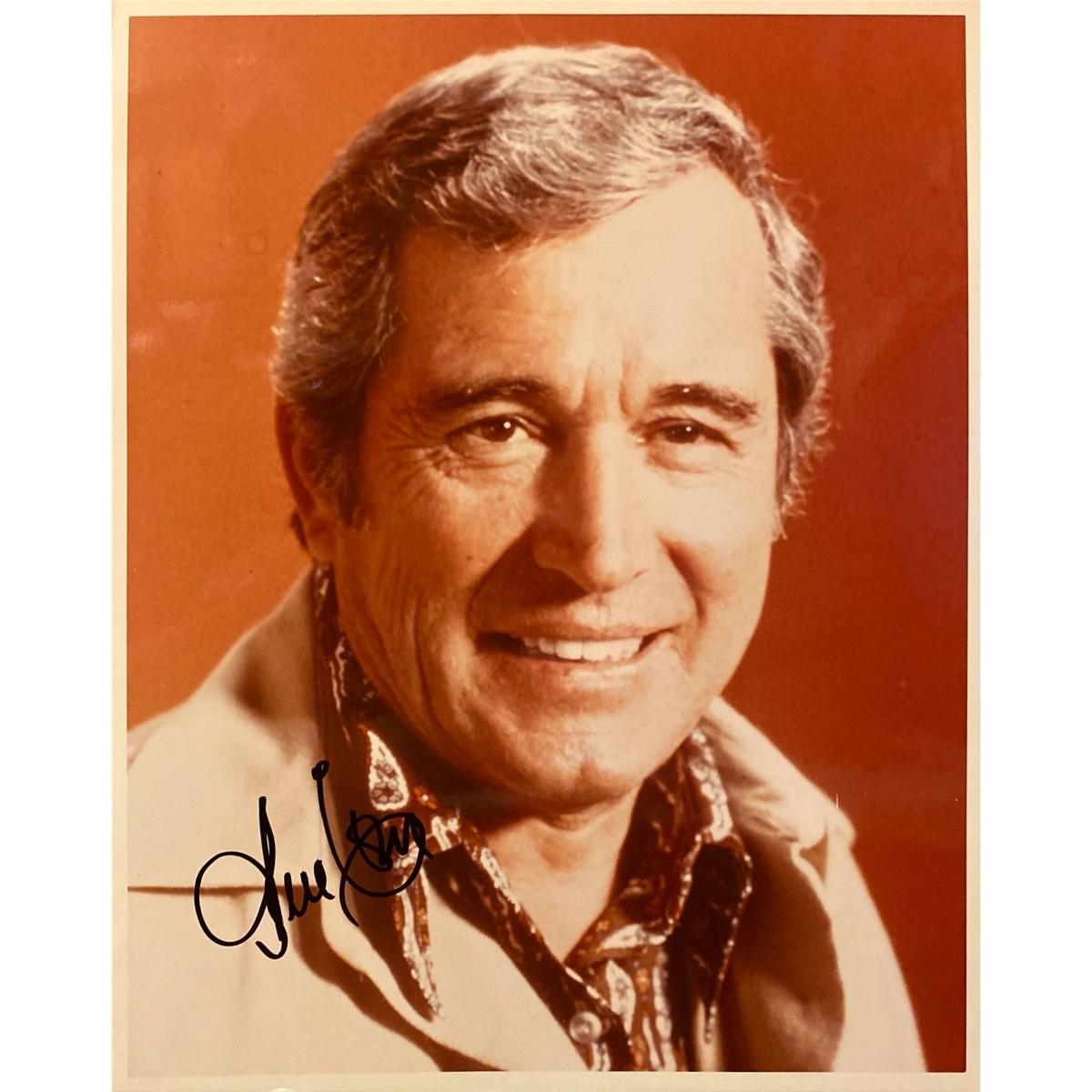 Perry Como signed photo | EstateSales.org
