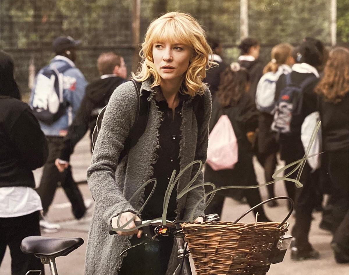 Notes on a Scandal Cate Blanchett signed movie photo | EstateSales.org