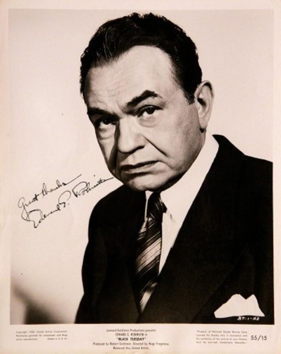 Edward G. Robinson signed portrait photo | EstateSales.org
