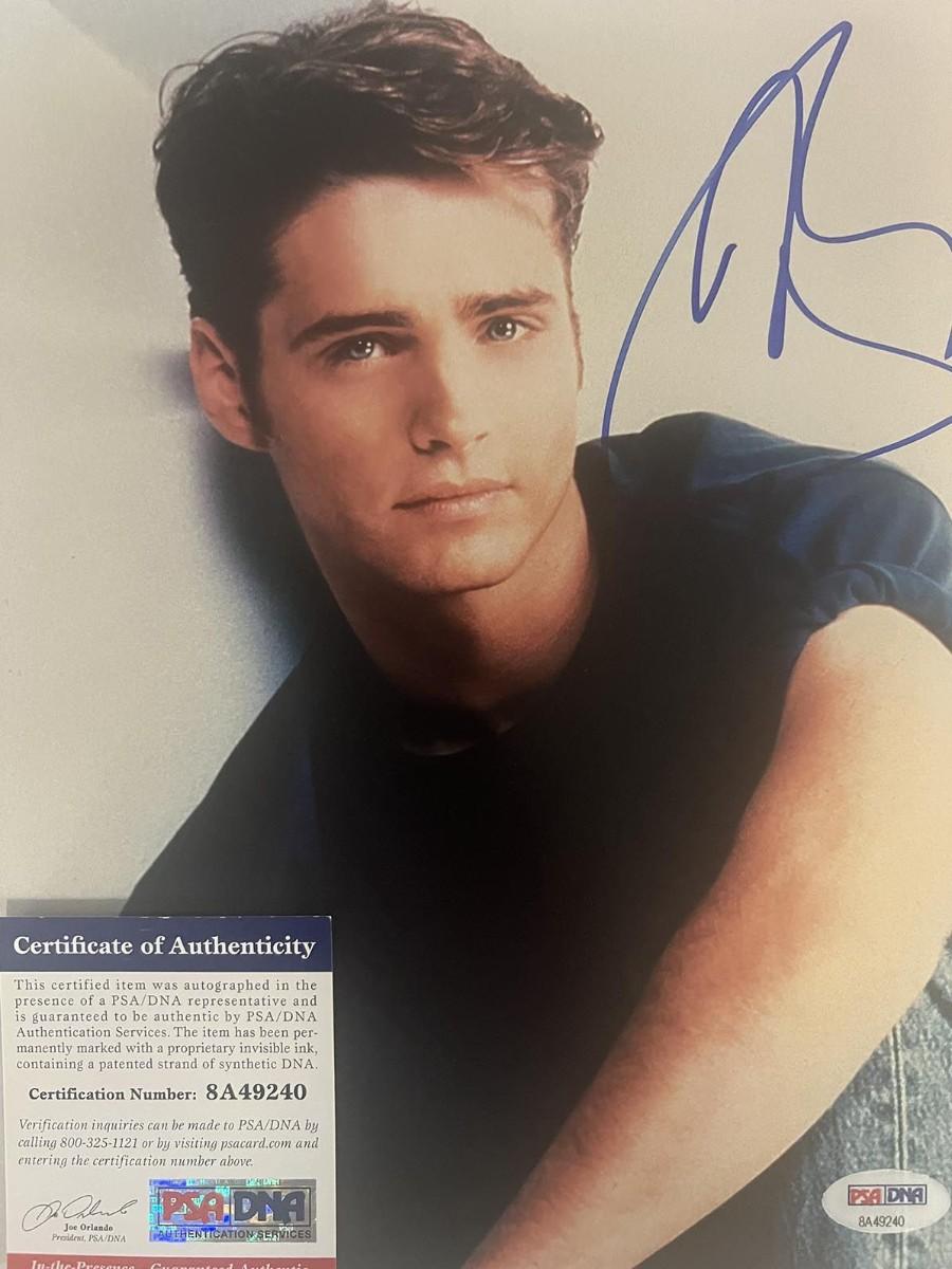 Jason Priestley signed photo | EstateSales.org