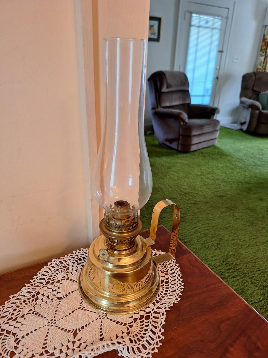 Hurricane lamp | EstateSales.org