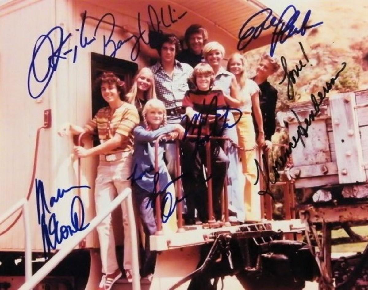 The Brady Bunch signed cast photo | EstateSales.org