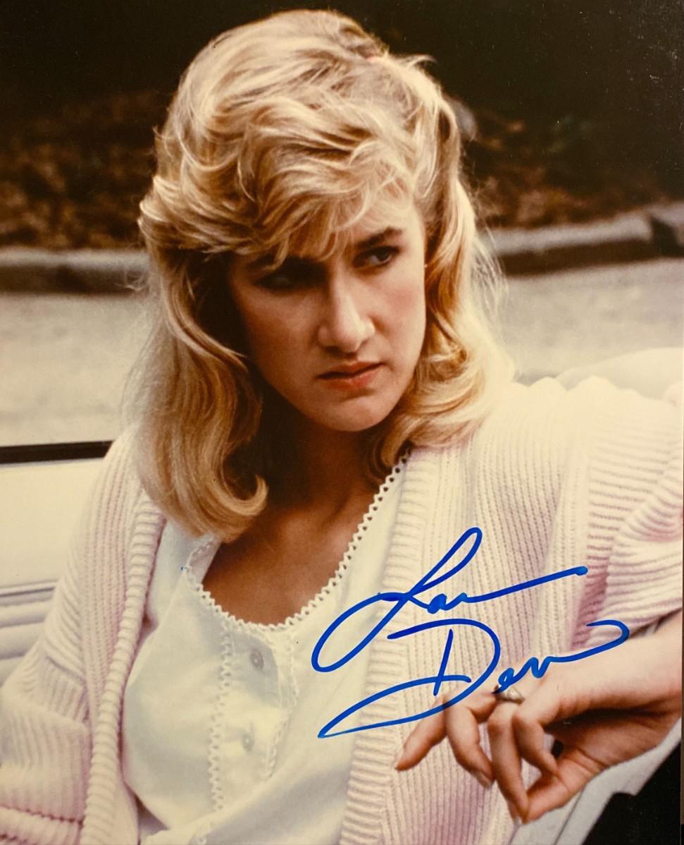 Laura Dern signed movie photo | EstateSales.org