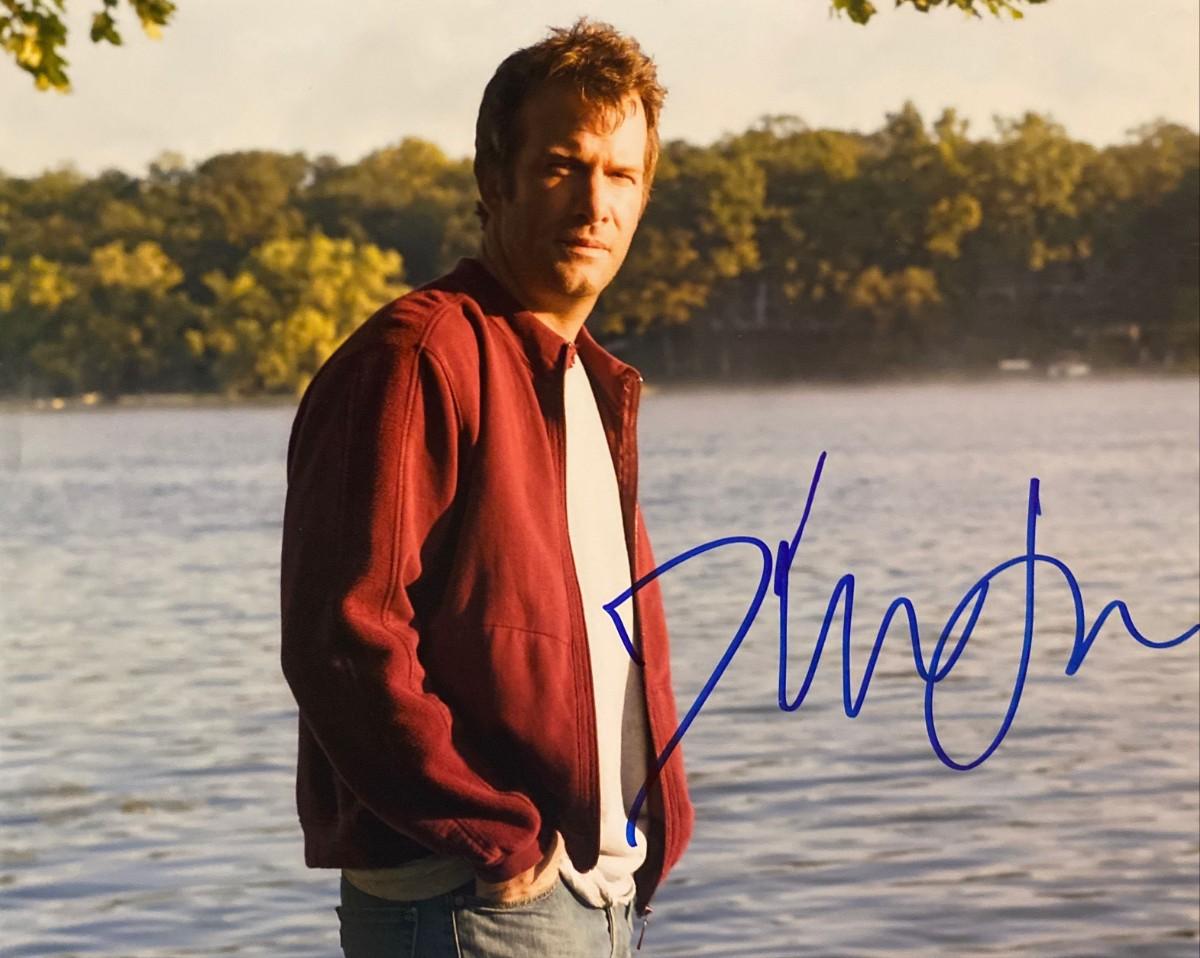 Thomas Jane signed photo | EstateSales.org