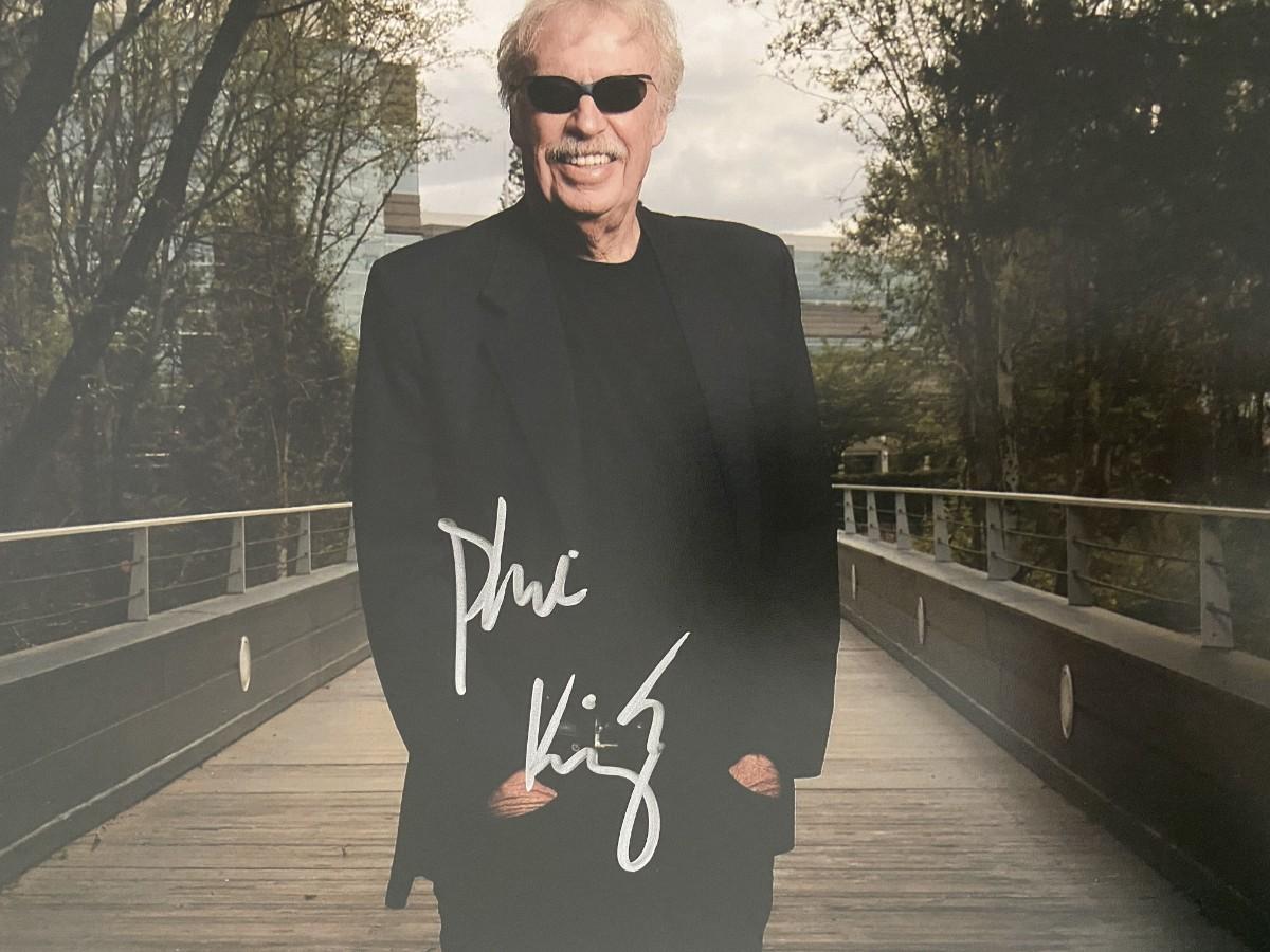 Nike founder Phil Knight signed photo | EstateSales.org