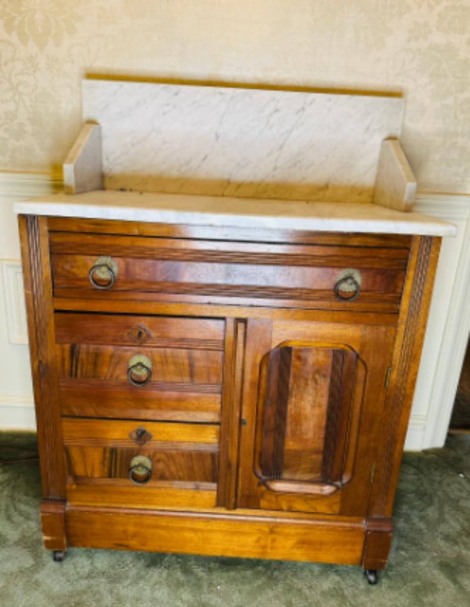 Antique Marble Dry Sink | EstateSales.org