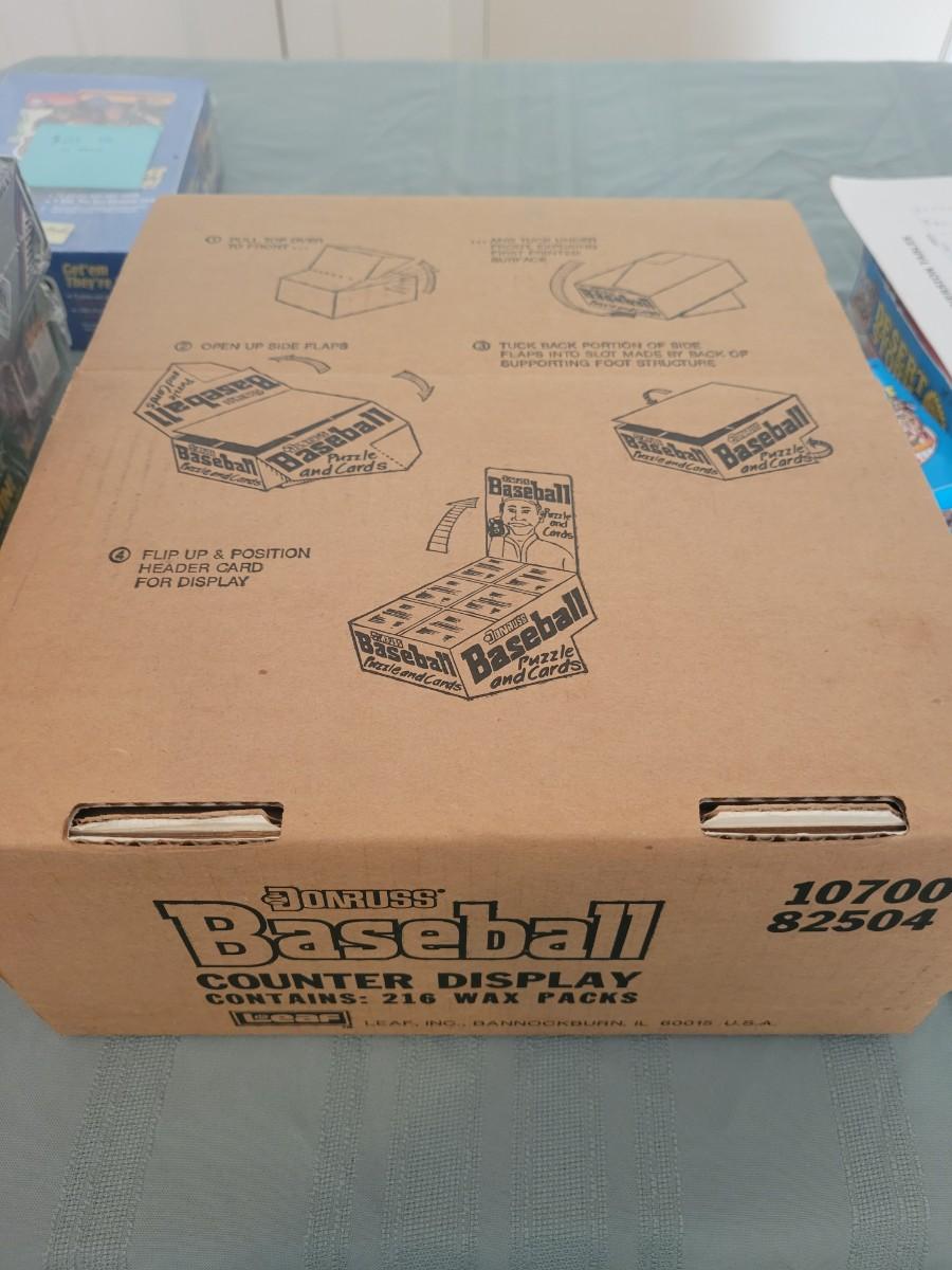 Lot:: 101 Donruss Baseball Wax Packs Counter Display- 216 Sealed Packs