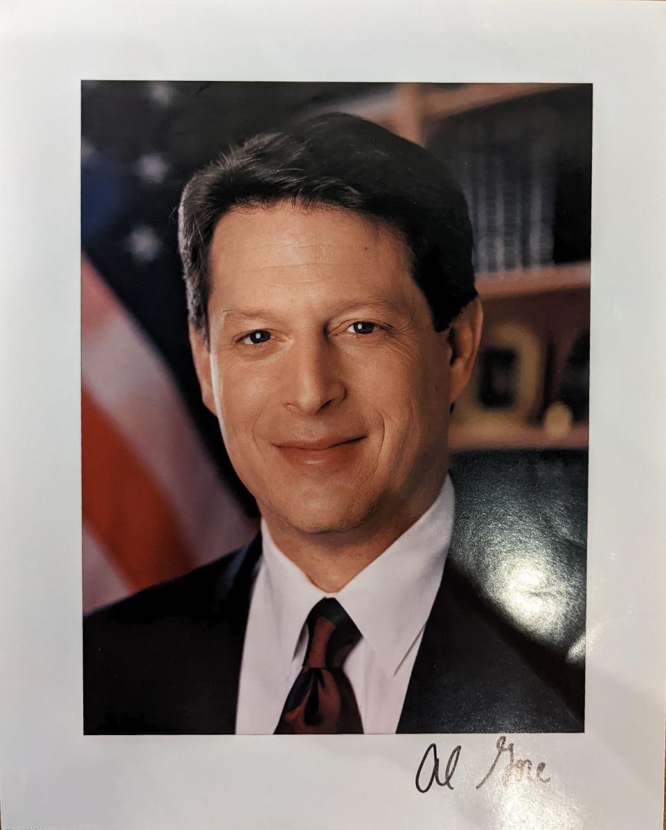 Al Gore Photo. Printed Signature | EstateSales.org