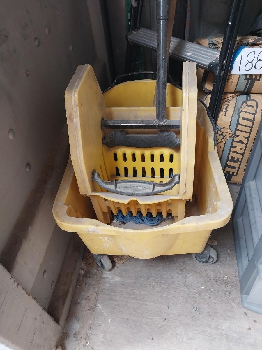 Rubbermaid Mop Bucket And Wringer And Small Metal Step Stool