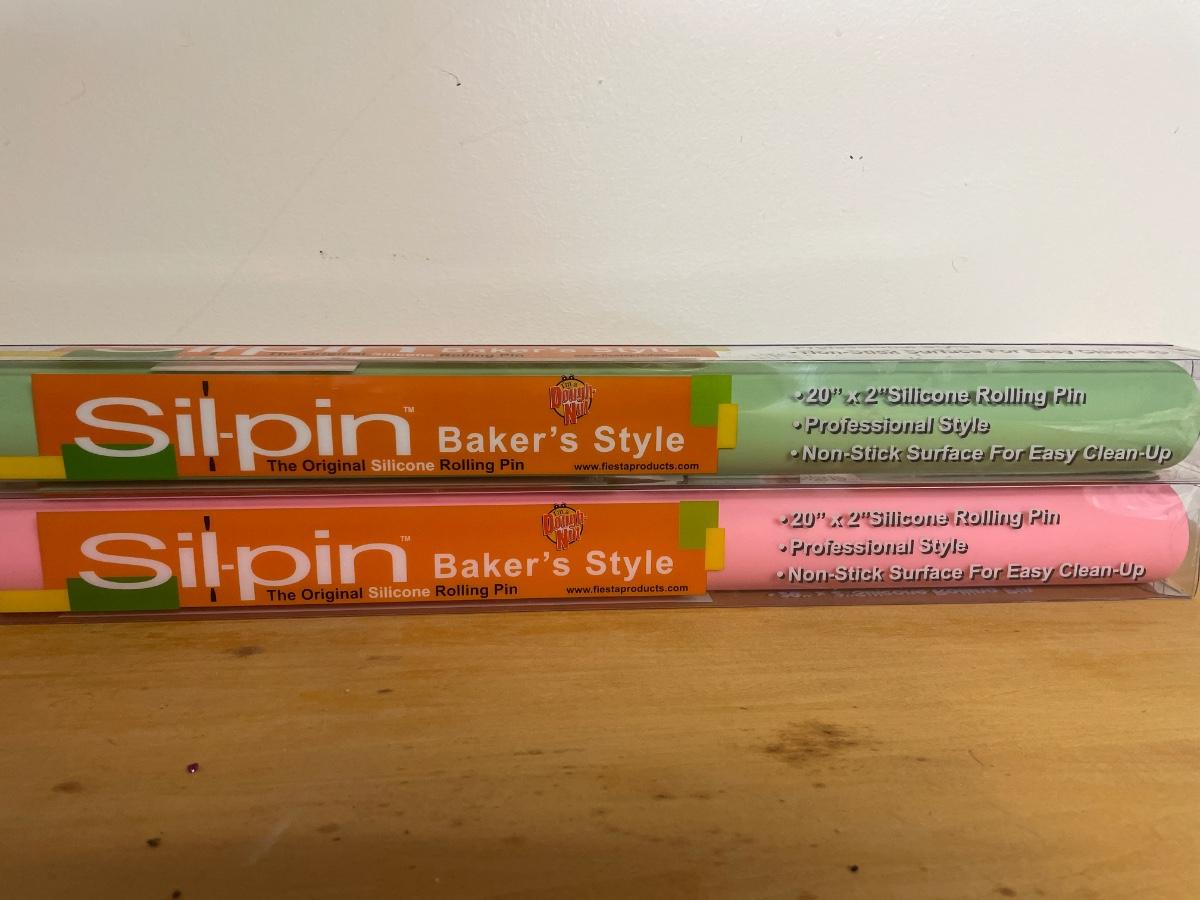 Sil-pin Baker’s Style | EstateSales.org