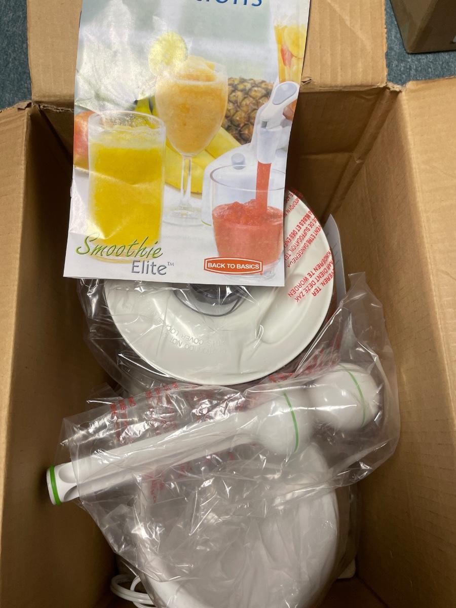 Smoothie Elite Maker | EstateSales.org