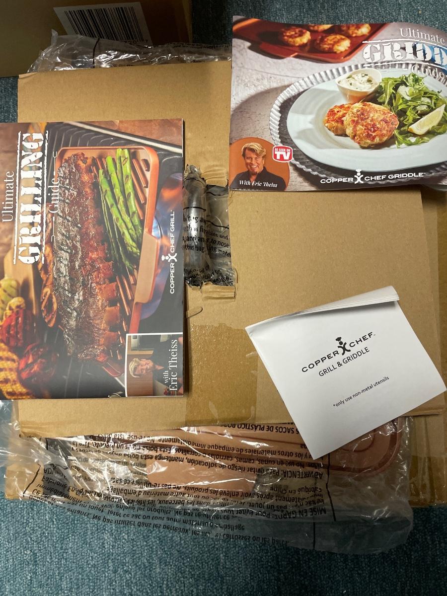 Copper Chef griddle/grill top | EstateSales.org