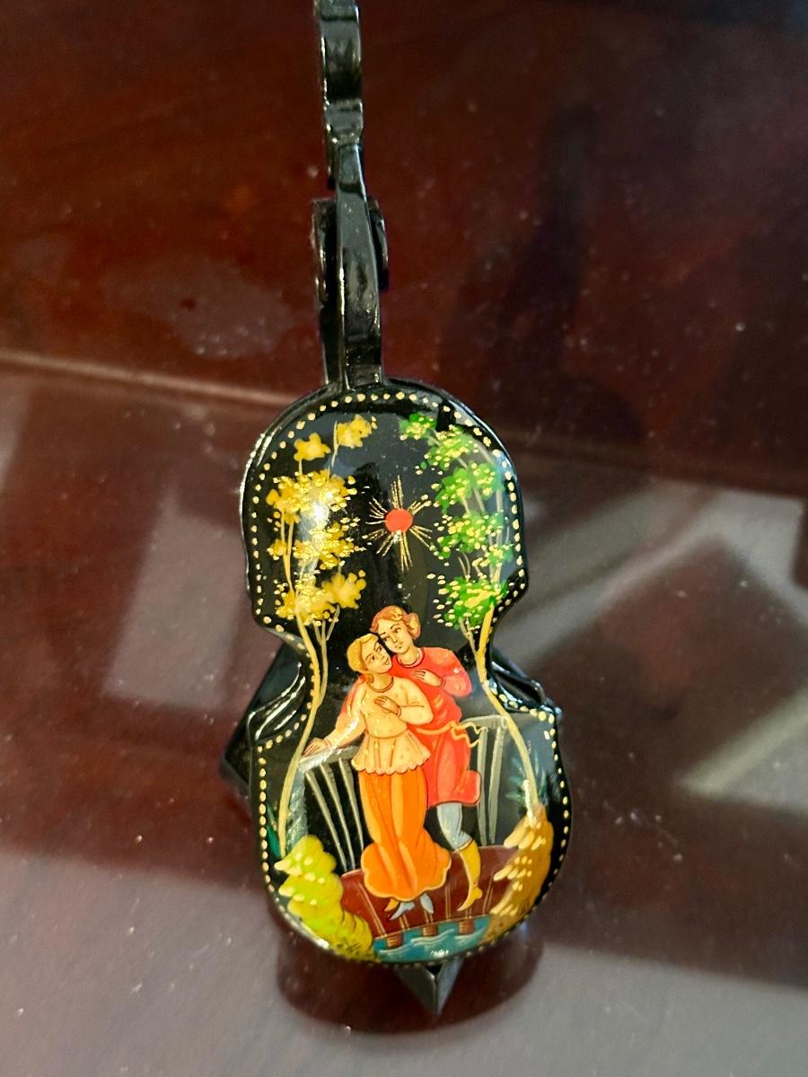 Russian lacquer box cello shape | EstateSales.org