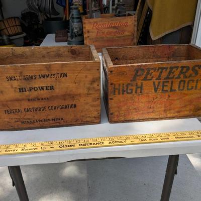 Vintage Peters and Federal Shotgun Shell Crates | EstateSales.org